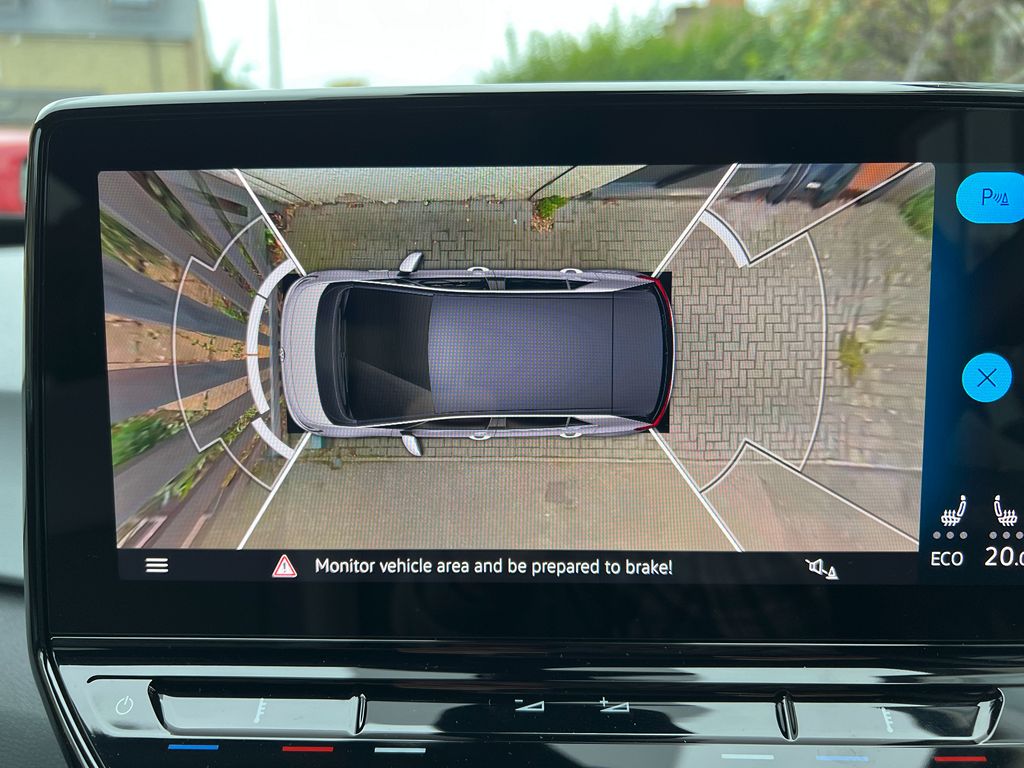 What does Area View parking camera display look like? - Volkswagen ID.3 ...